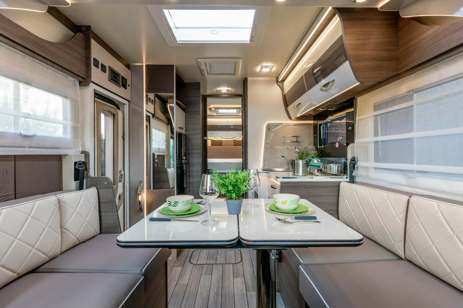Full Option Edities | Dicar Motorhomes